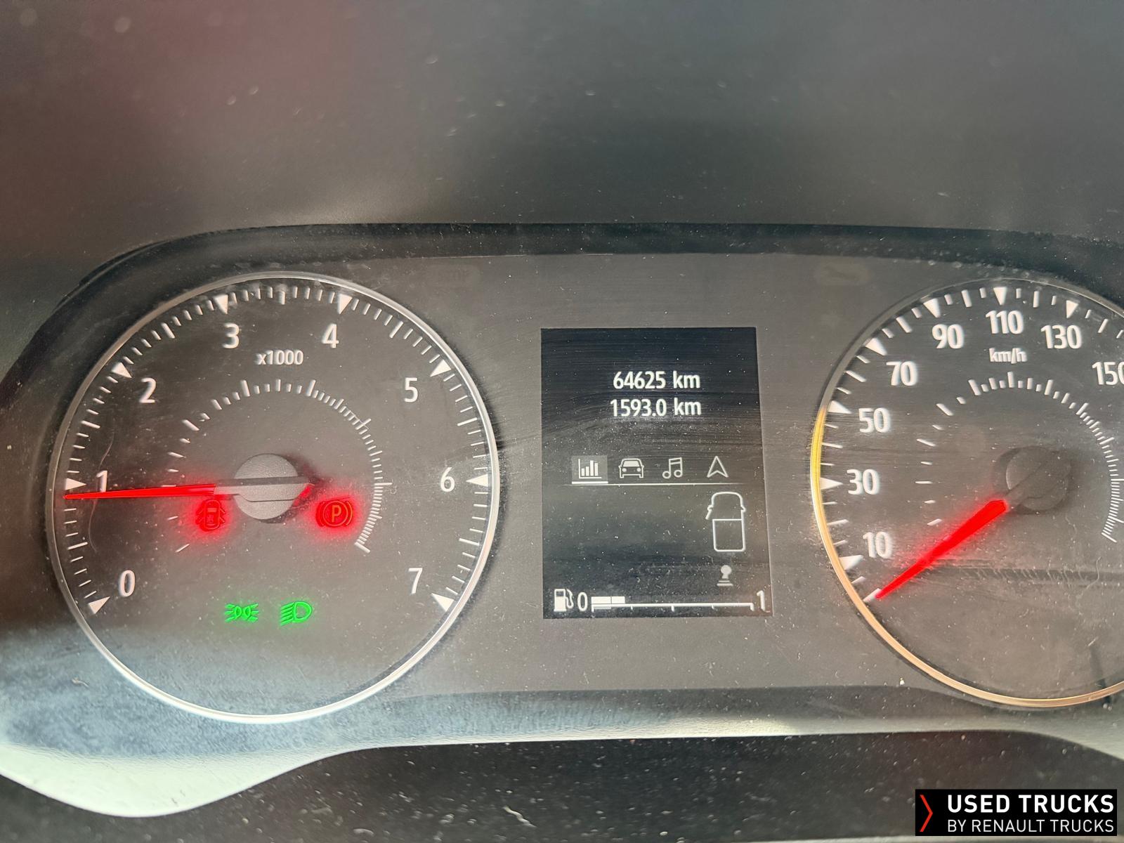 Renault Trafic 130 LCV for sale, Box body Panel 4X2 4t8 Euro 6, SAINT ...