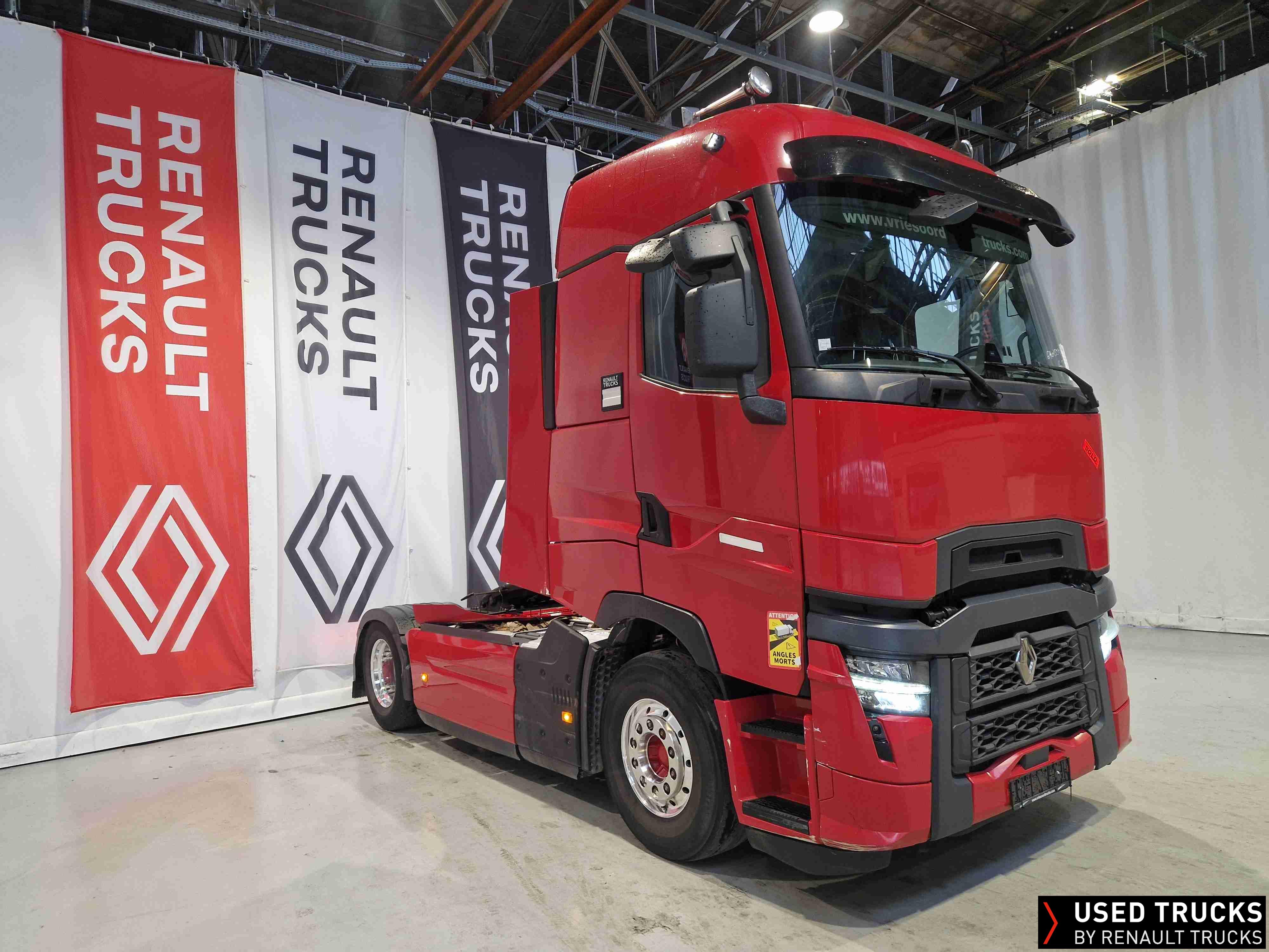Renault Trucks T High 520 Tractor for sale, 4X2 44t Euro 6, Saint ...